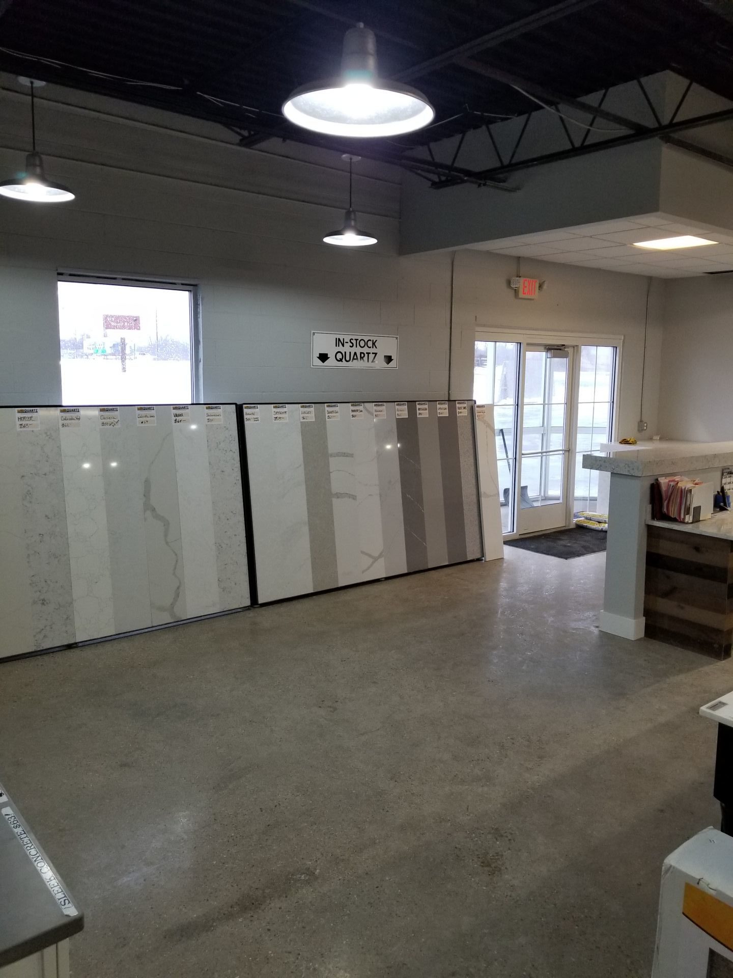 Our Showroom | Granite Countertops & Quartz Countertops